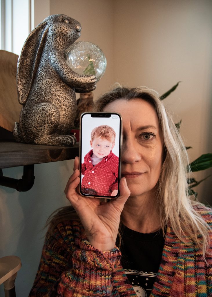 Kelly Gordon - In My World